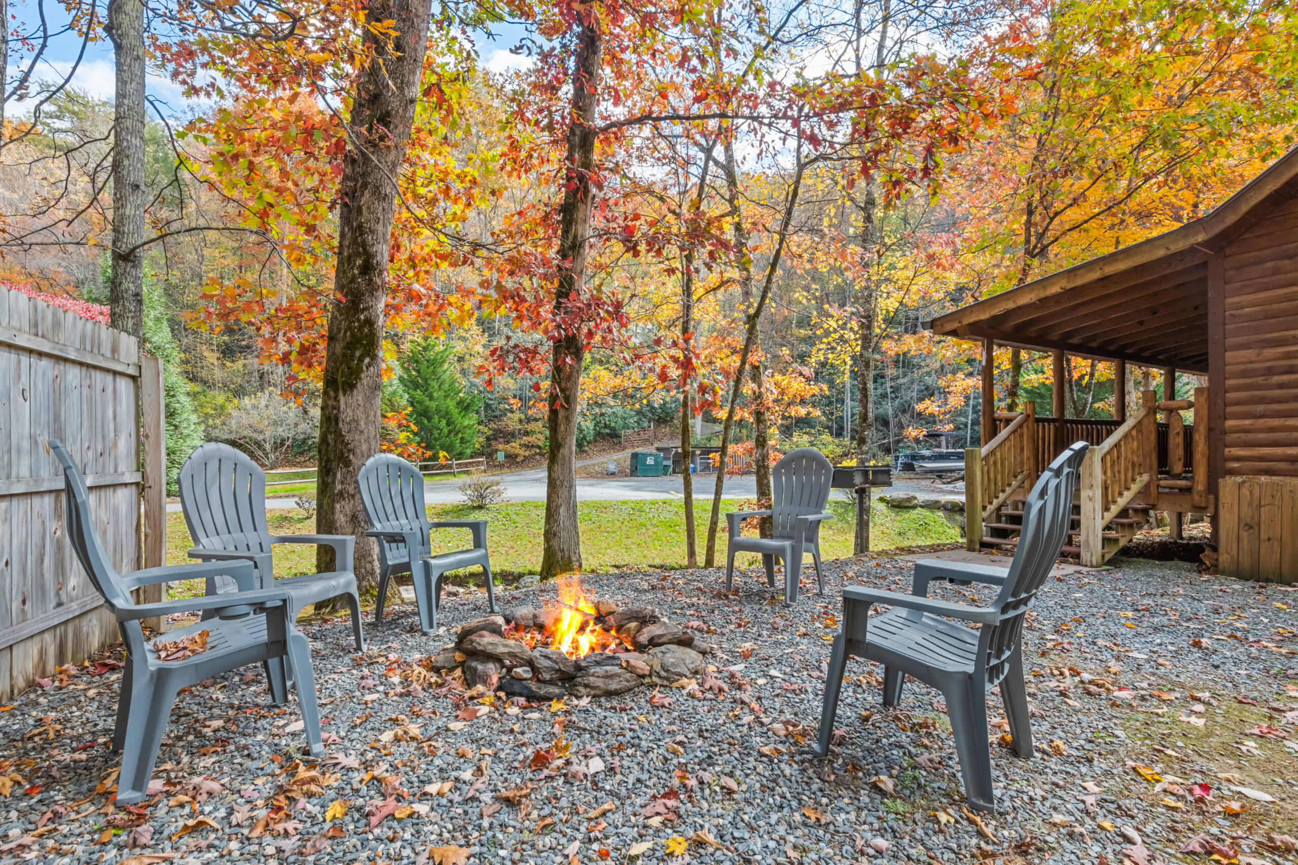 Fox Den - Lands Creek Log Cabins